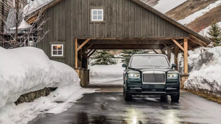 Rolls Royce Cullinan - Airport VIP Services
